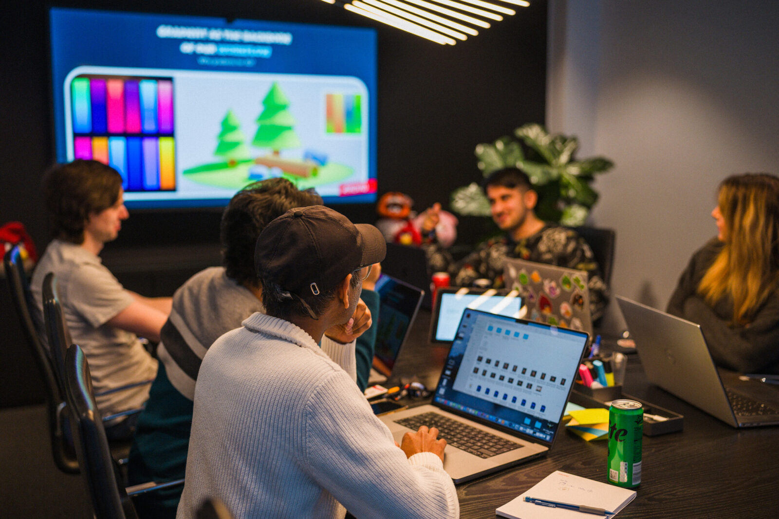 We craft games, entertainment, joy. - Welcome to Rovio
